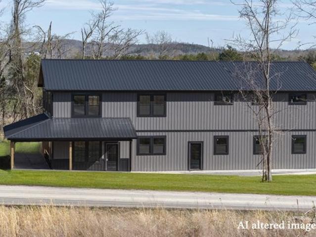 135 Reserves Dr, Bronston, KY 42518