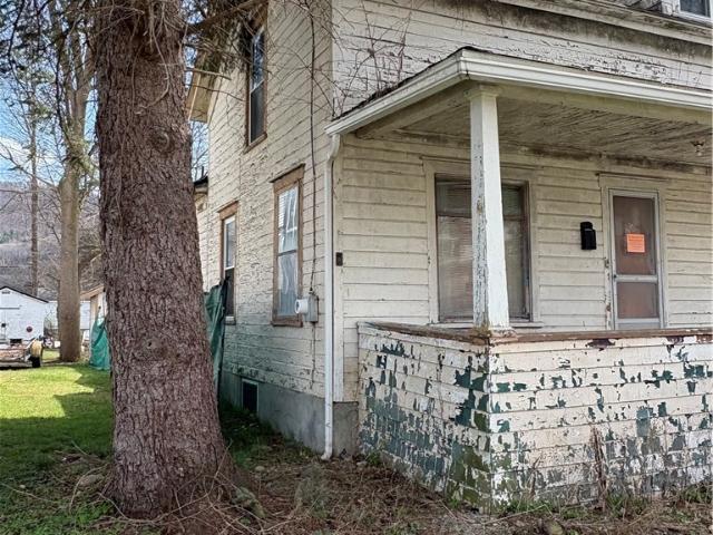 135 River Street