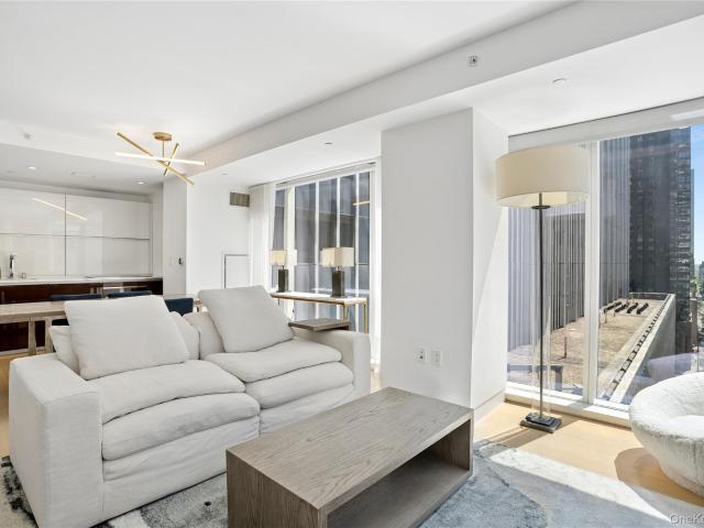 135 W 52nd Street 16E