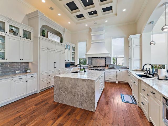 135 W Bears Club Dr, Jupiter, FL 33477 | MLS #B26022