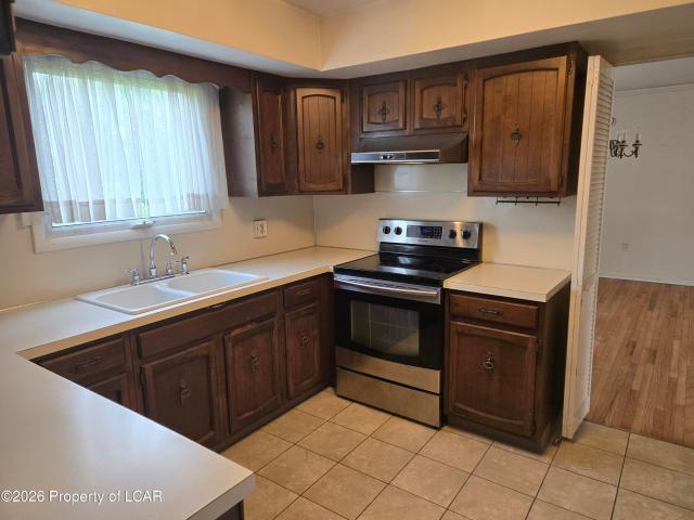 135 W Church Street