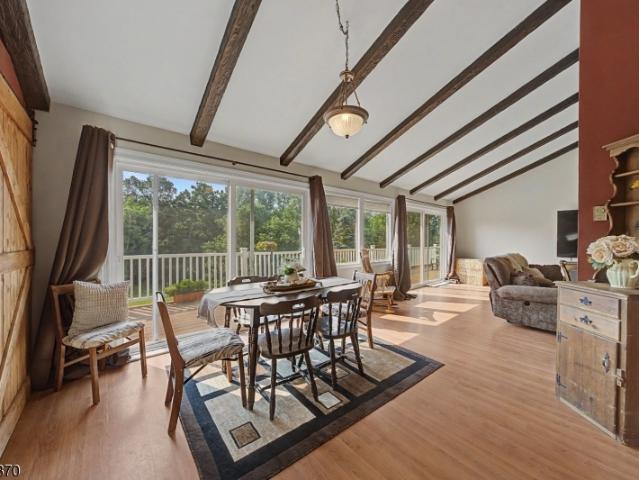 135 W Mountain Rd