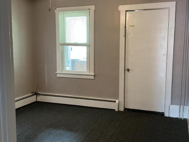 135 W Ridge Street