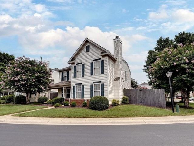 135 Waters Edge Dr, Williamsburg, VA 23188