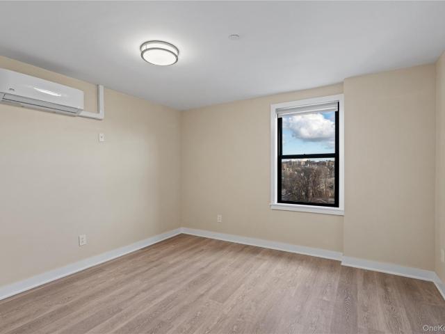 135 Wakefield Avenue 105
