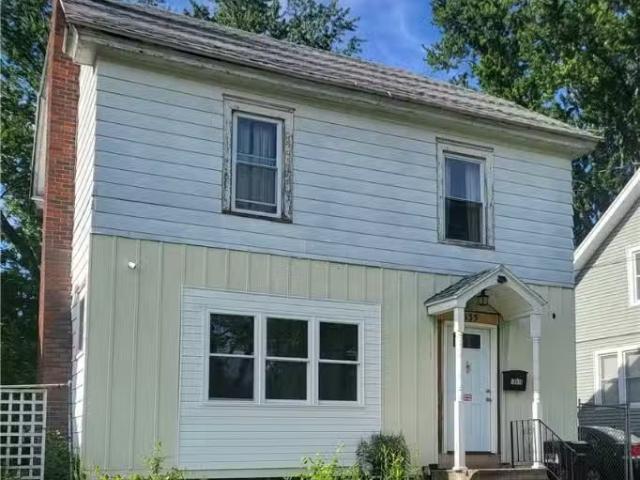 135 WALRATH RD, SYRACUSE, NY 13205 Single Family Residence For.