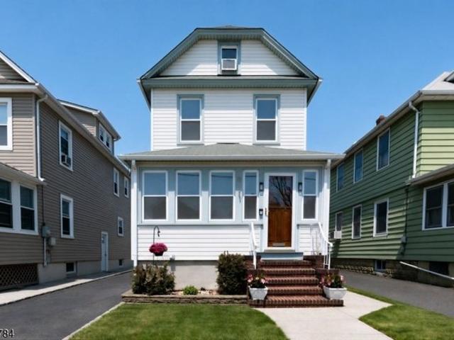 135 Warren Ave, Roselle Park, NJ 07204
