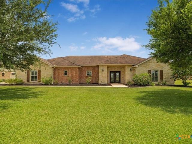 135 Wellspring Blvd, Victoria, TX 77904