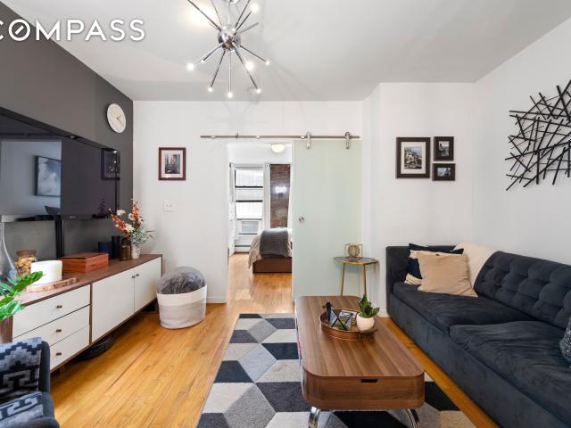 135 West 89th Street, New York, NY