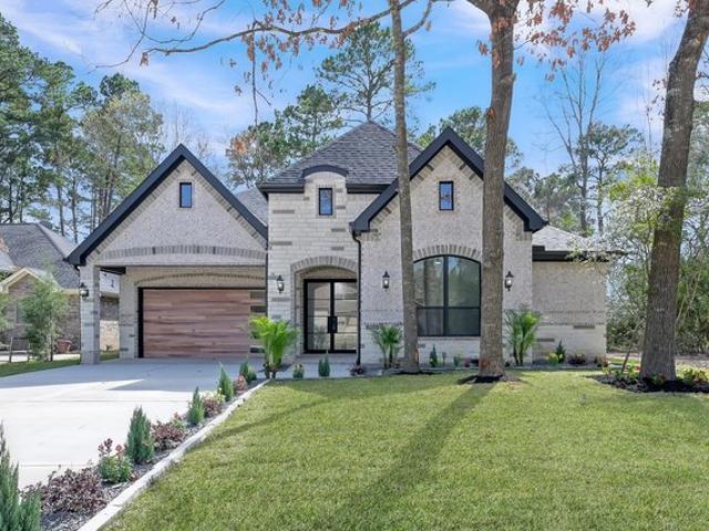 135 Wick Willow Rd, Montgomery, TX 77356