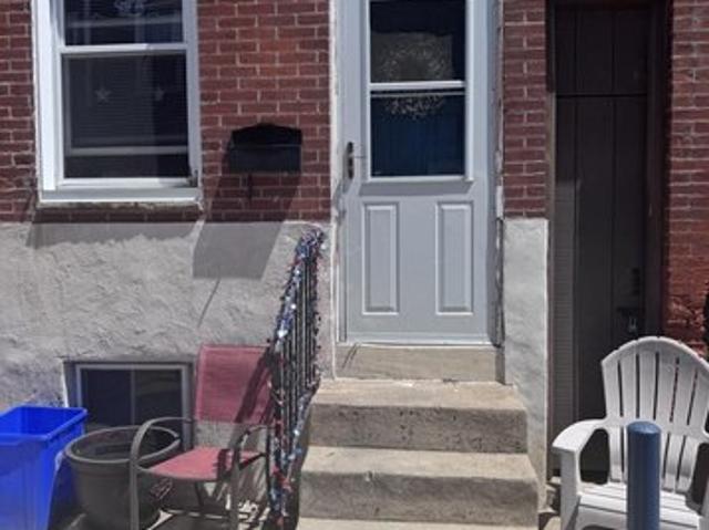 135 Wilder St, Philadelphia, PA 19147