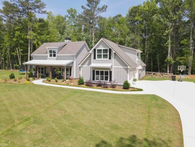 135 Windchime Wy, Tyrone, GA 30290