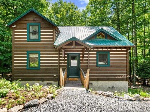 135 Teaberry Trl, Beech Mountain, NC 28604