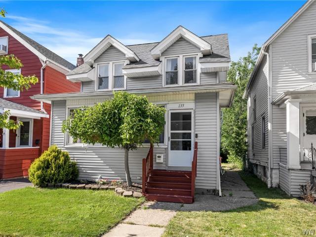 135 Tremaine Avenue