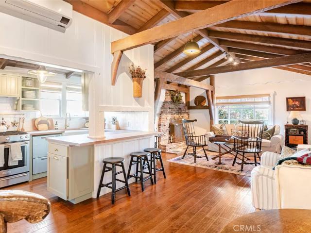135 Turquoise Ave, Newport Beach, CA 92662 | MLS #NP26065 | Compass