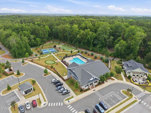 135 Village Walk Drive