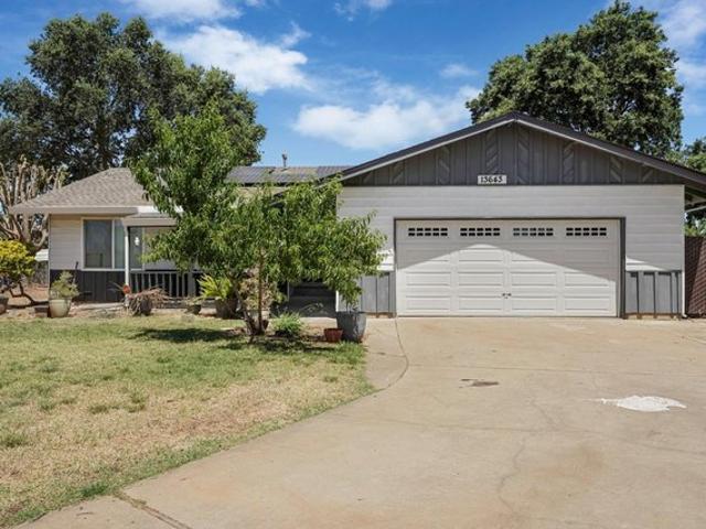 13643 Pinto Ln, Lodi, CA 95240