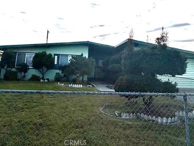 13641 Yosemite Dr, Westminster, CA 92683