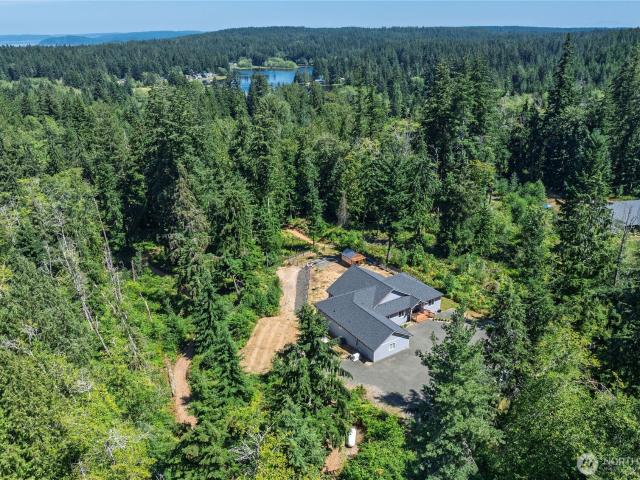 13642 NW Red Maple Way