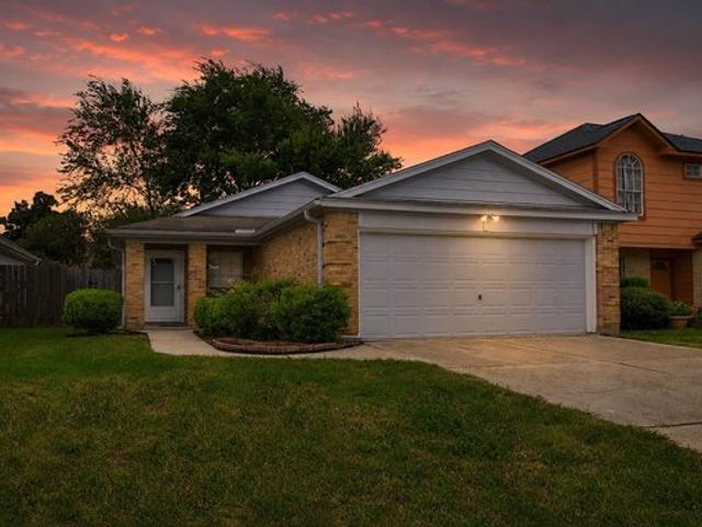 13642 Paxton Dr, Houston, TX 77014