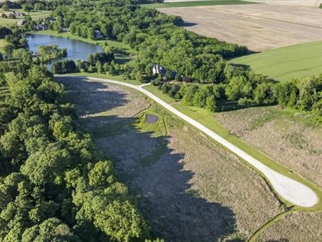 13644 Bavarian Way, Highland, IL 62249