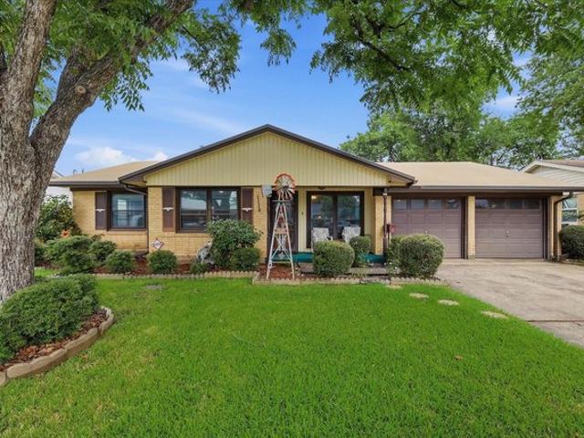 13649 Birchlawn Dr, Farmers Branch, TX 75234