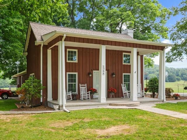 1364 Country Club Rd