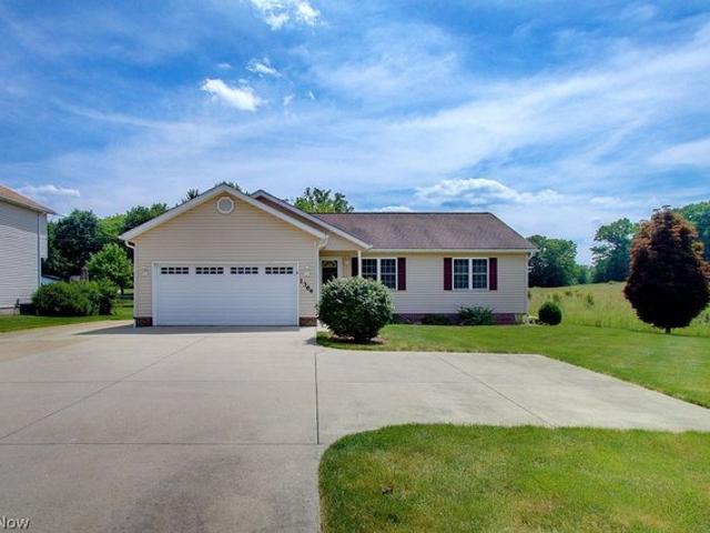 1364 Killian Rd, Akron, OH 44312