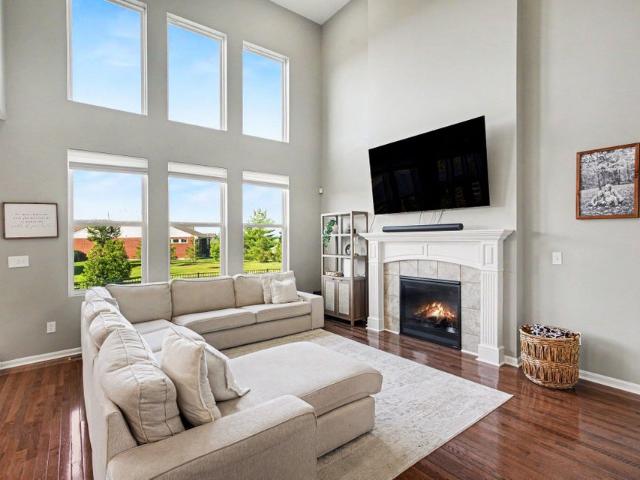 1364 Wilshire Court