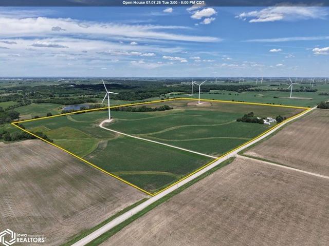 1364 80th St, Hampton, IA 50441