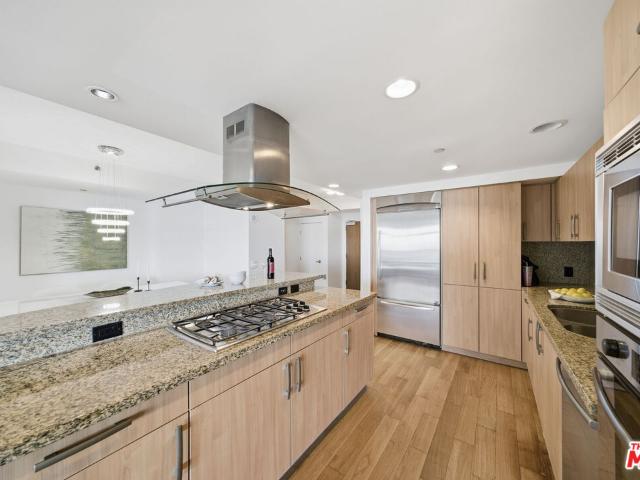 13650 Marina Pointe Dr, Unit 1603, Marina del Rey, CA 90292 | MLS #26861