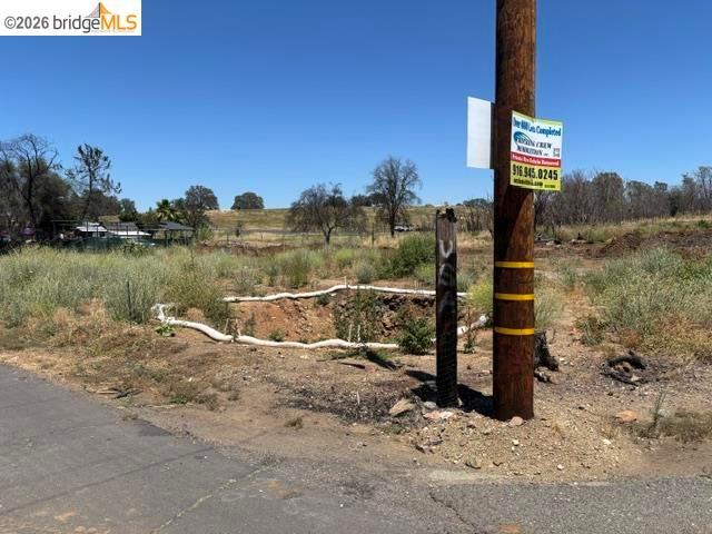 13651 Red Hills Rd & 9948 Main