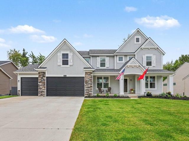 13652 Whitfield Dr, Nunica, MI 49448