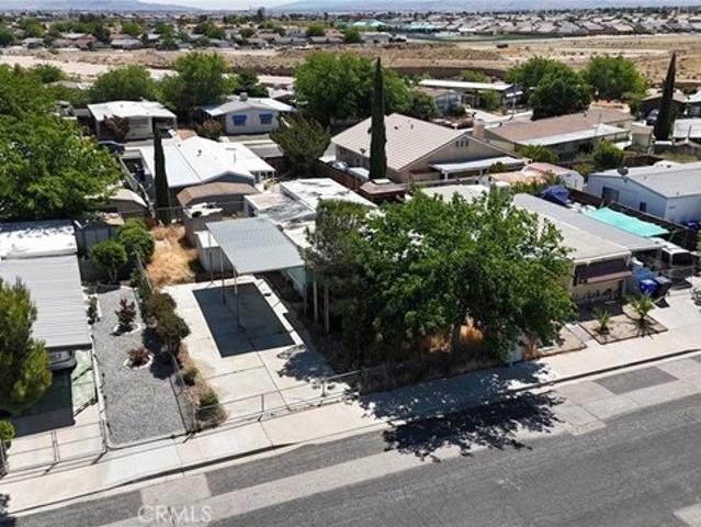 13657 Nassau Dr, Victorville, CA 92395