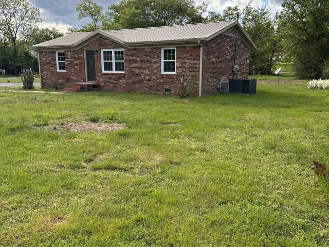 1365 Meadowbrook Dr