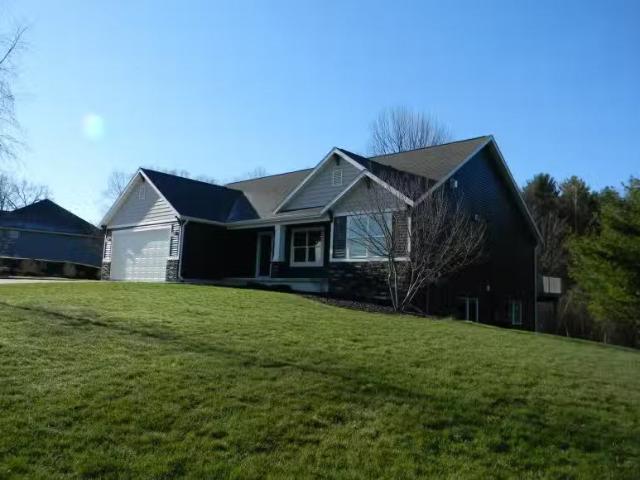 1365 N Hillside Dr, Ludington, MI 49431 MLS 25017550