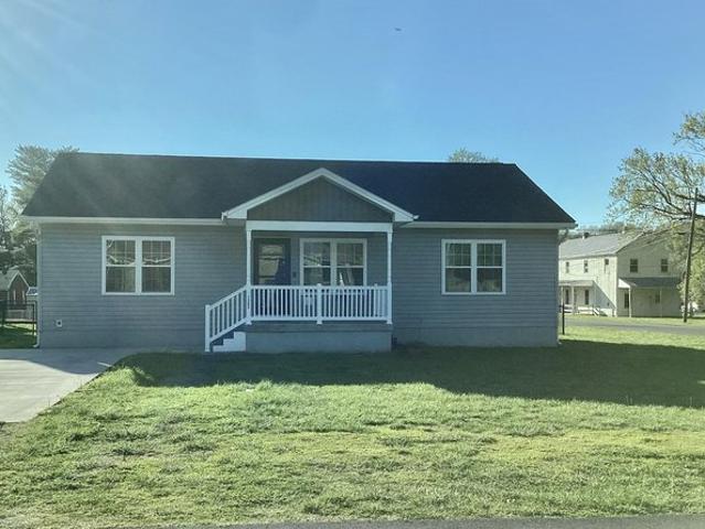 1365 Chestnut Ave, Buena Vista, VA 24416