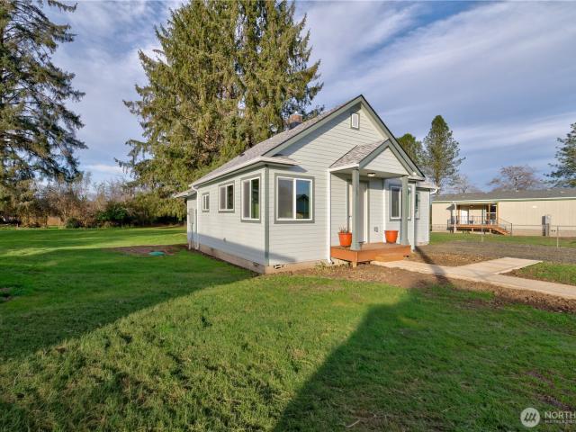 1365 Dolan St, Raymond, WA 98577 | MLS #2480