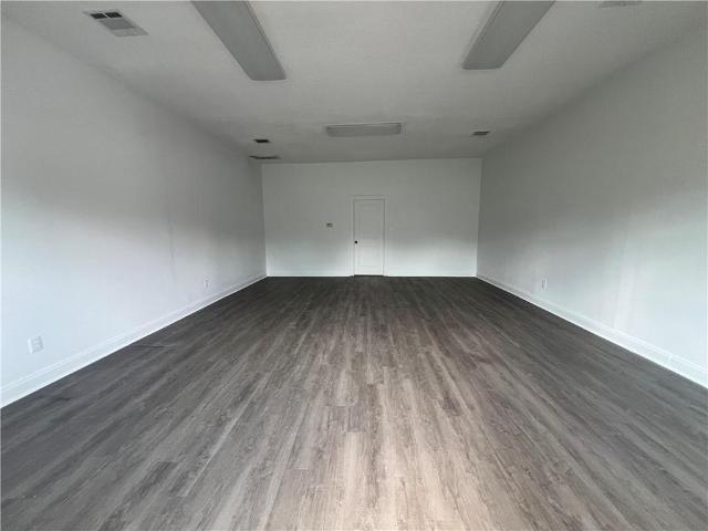 1365 Highway 190 W