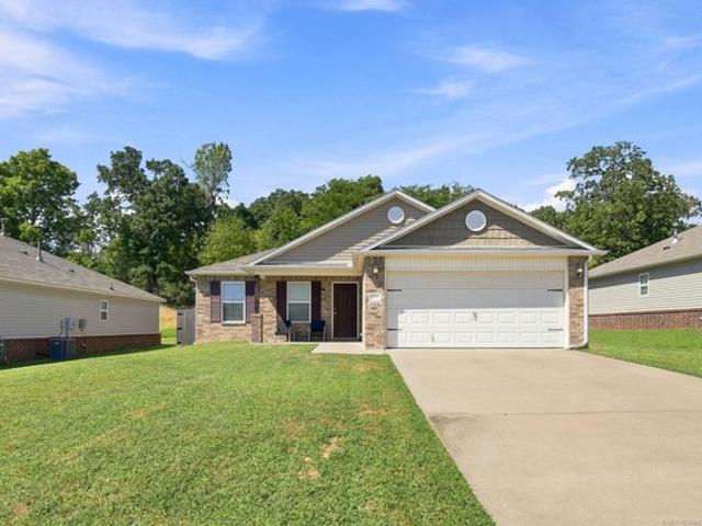 1365 Panther Ln, Sapulpa, OK 74066