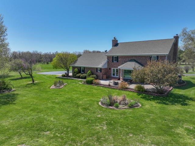 13660 Farm Road 1090
