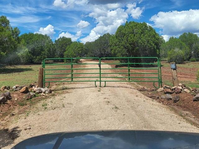 13664 Round Mountain Expressway