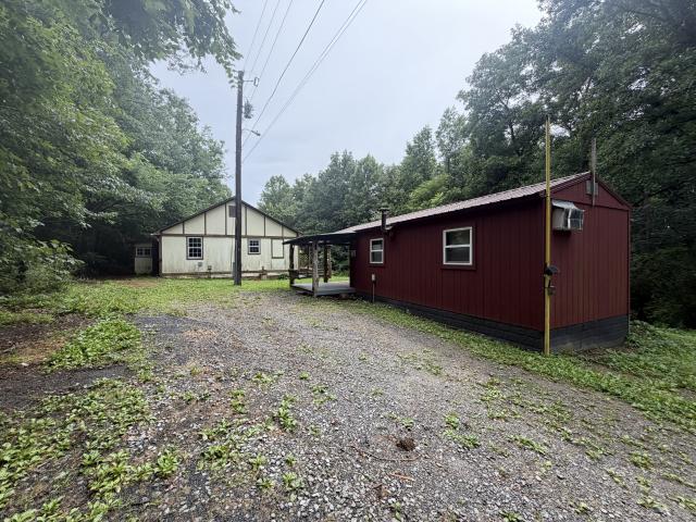 1366 Bandy Rd