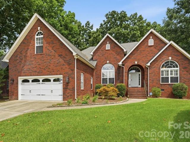 1366 Crown Ridge Dr, Fort Mill, SC 29708