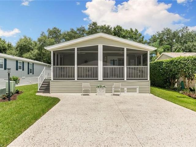 1366 Diamond Lake Cir, Naples, FL 34114
