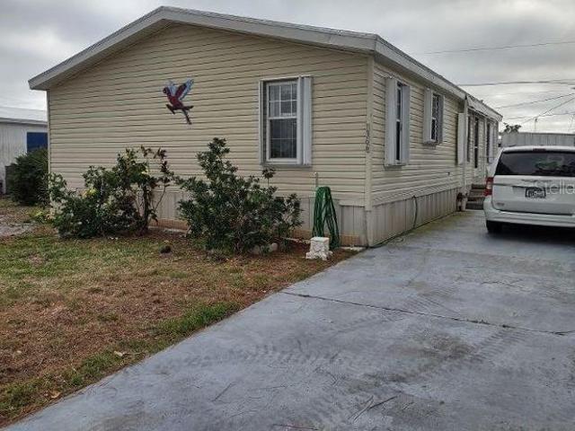 1366 Flamingo Dr, Englewood, FL 34224