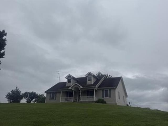 1366 Greens Chapel Rd, Bloomfield, KY 40008