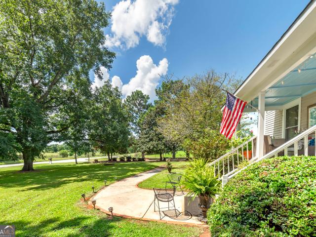 1366 Highway 36 E