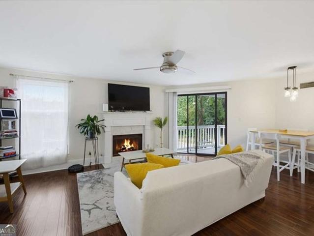 1366 Keys Lake Dr NE, Atlanta, GA 30319