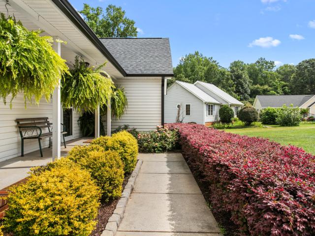 1366 Long Dairy Court